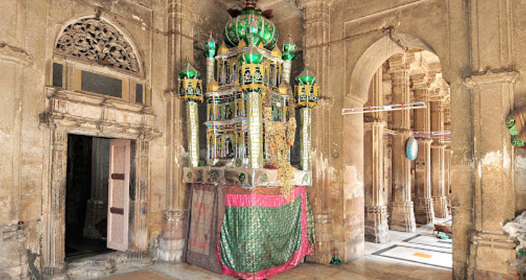 Ahmad Shah’s Tomb Ahmedabad (Entry Fee, Timings, History, Built by ...