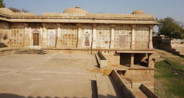 Rani Sipri’s Mosque Ahmedabad (Entry Fee, Timings, History, Built by ...